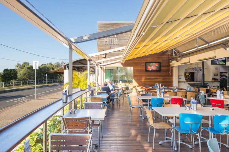 Retractable Roof For Your Outdoor Space | Cool Awnings